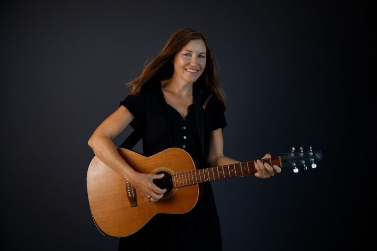 Jason Kerrison x Leigh Franklin Releases Someone Should Love You