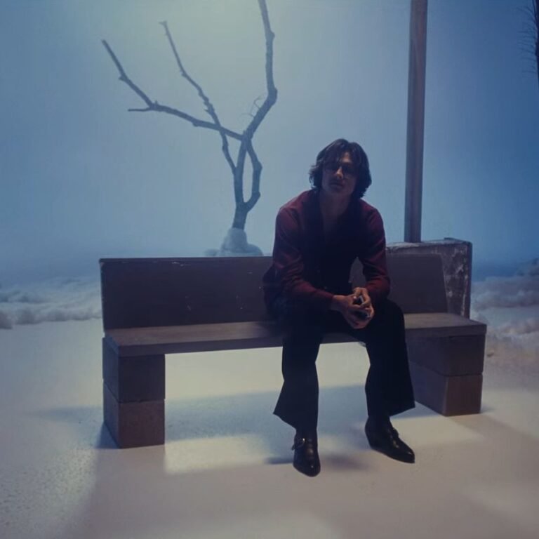 David Kushner’s “Empty Bench”: A Haunting Christmas Song of Longing and ...